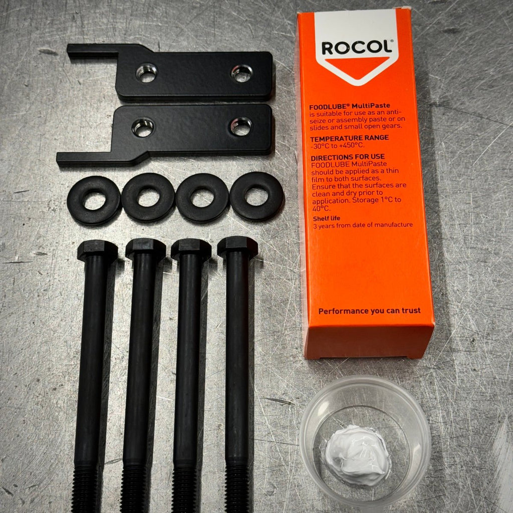 Land Rover Defender 316 Stainless Steel Bumper Bolt Fitting Kit ...