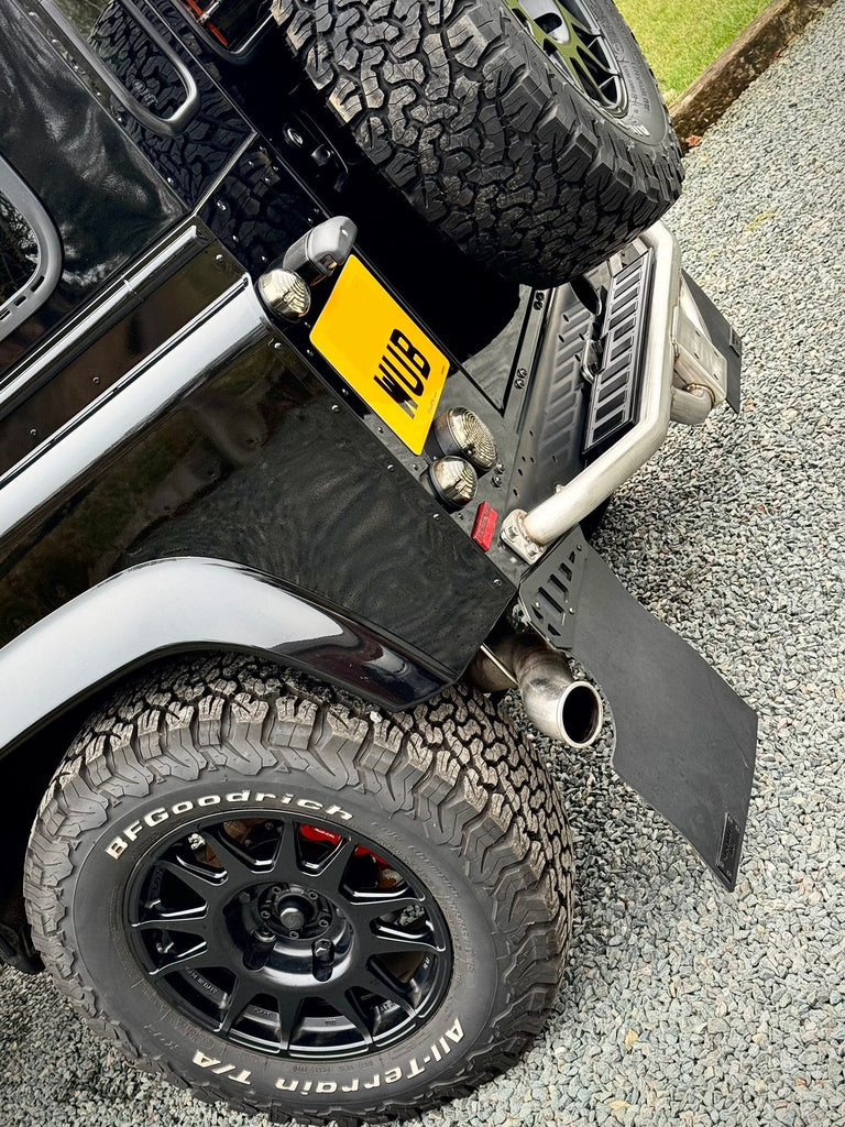 Land Rover Defender Stainless Steel NAS Rear Step. – Uproar 4x4