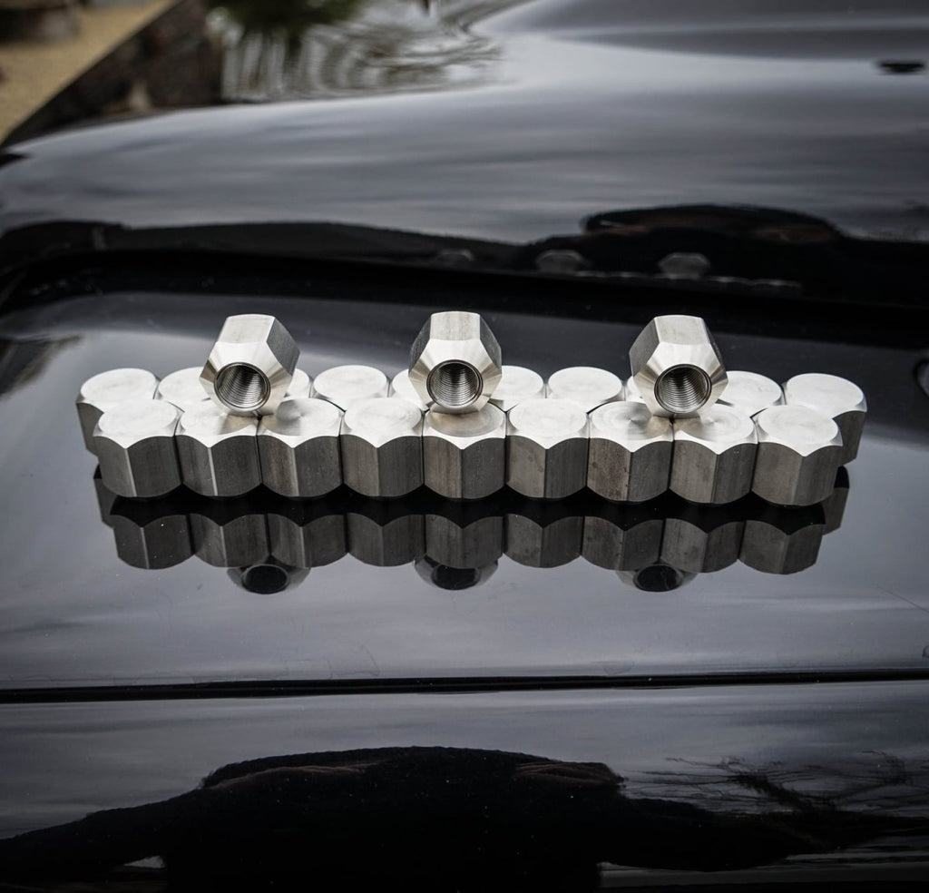 Land Rover Defender Stainless Steel Capped Wheel Nuts – Uproar 4x4